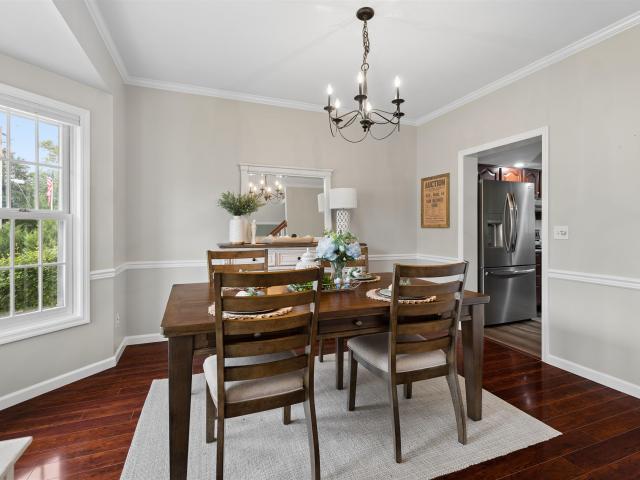 2809 pine ridge road