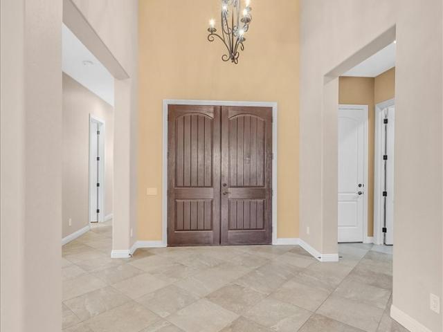 2809 Sisteron Court