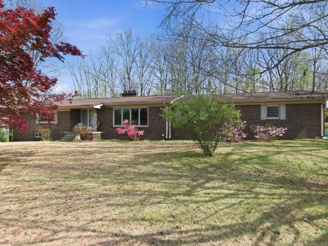 2809 Skyview Dr