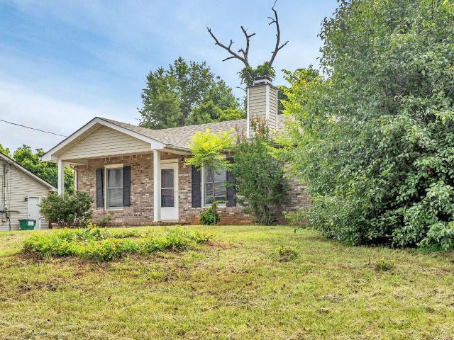 2809 Teakwood Dr