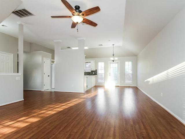 2809 Victoria Drive