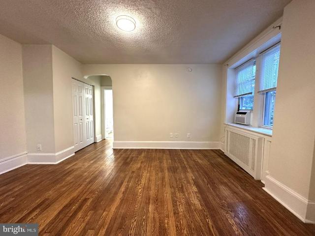 2809 00 W Queen Lane # UNIT 305
