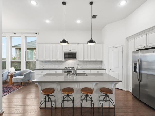 28007 Castle Park Lane