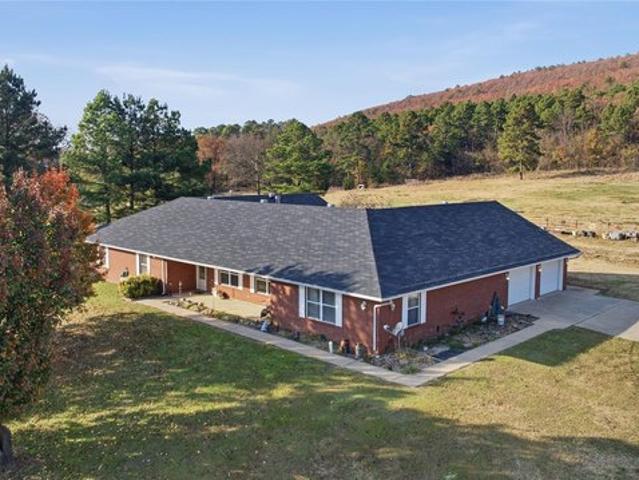 2800 NW 1010th Ave, Wilburton, OK 74578