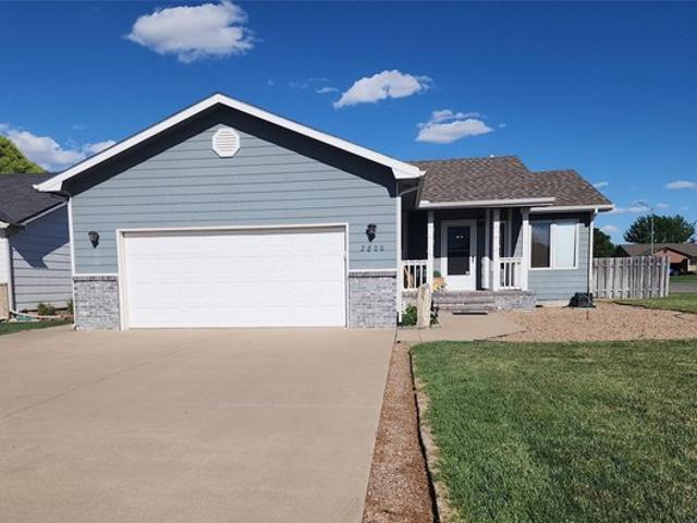 2800 N Country Acres Ct, Dodge City, KS 67801