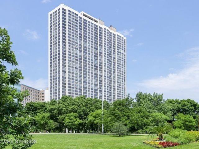 2800 N Lake Shore Dr Apt 1310, Chicago, IL 60657
