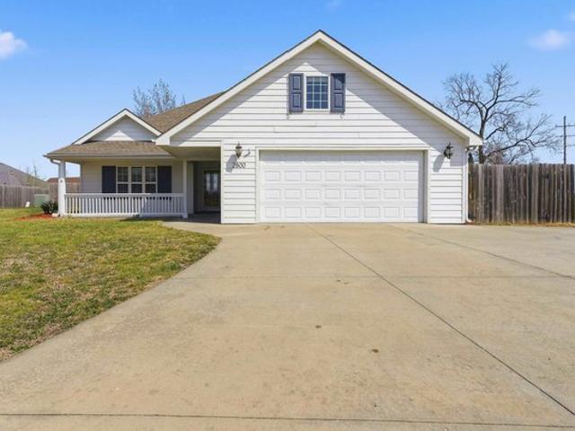 2800 Northwing Dr, Manhattan, KS 66502