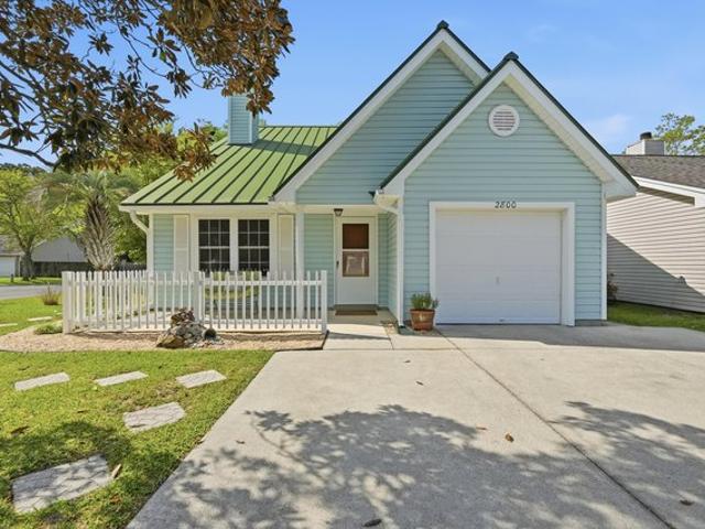 2800 Old Carriage Ln, Fort Walton Beach, FL 32547