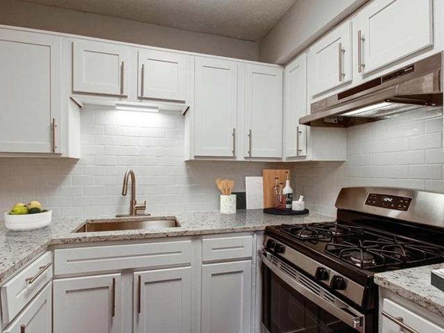 2800 Capital St, Savannah, GA 31404