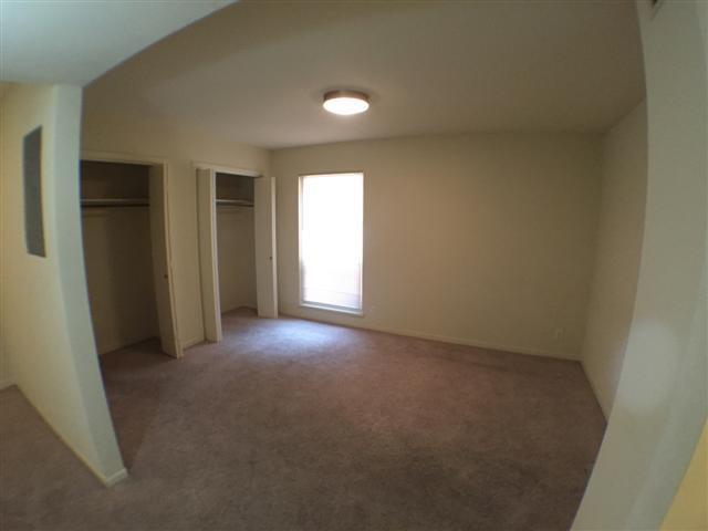 2800 Cole St # 104C