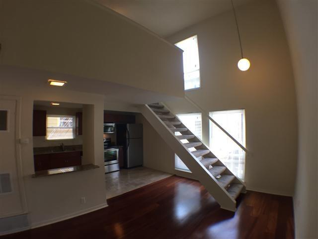2800 Cole St # 215C