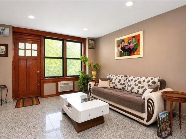 2800 Coyle Street, Brooklyn, NY