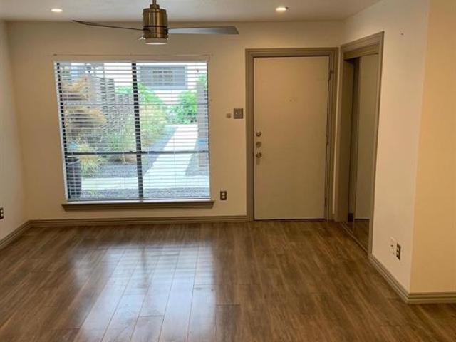 2800 Douglas Avenue # 116