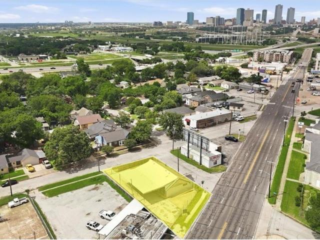 2800 E Belknap