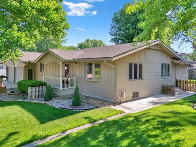 2800 Goldenrod Rd, North Newton, KS 67117