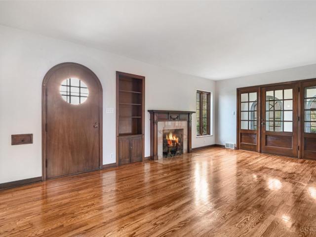 2800 Grand Avenue
