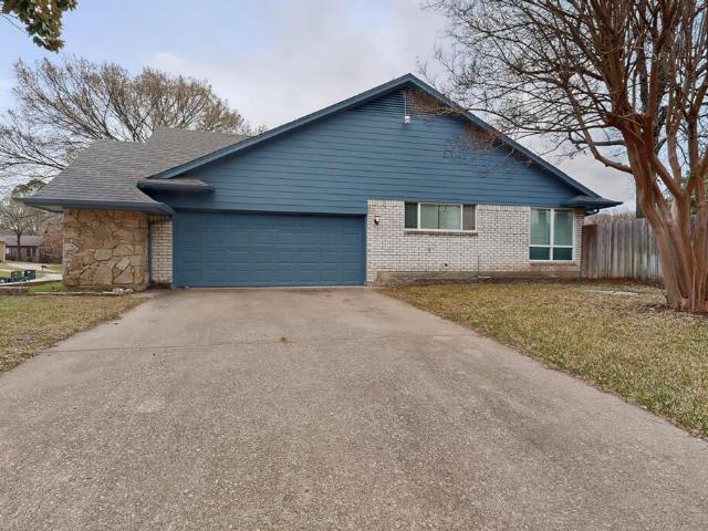 2800 Hedgeway Drive