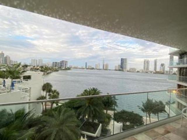 2800 Island Blvd #504 Aventura, FL 33160