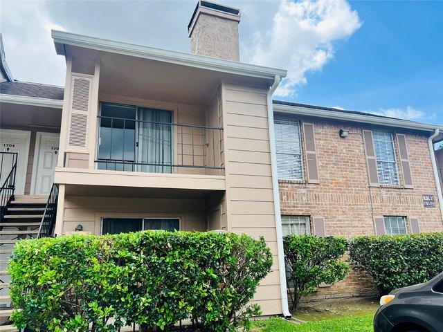 2800 Jeanetta St Apt 1702, Houston, TX 77063