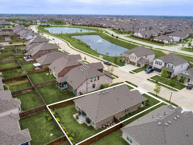 2800 Lakeside Drive