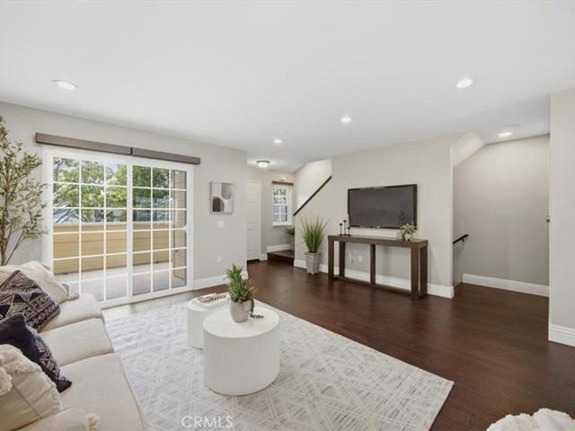 2800 Plaza Del Amo Unit 384, Torrance, CA 90503
