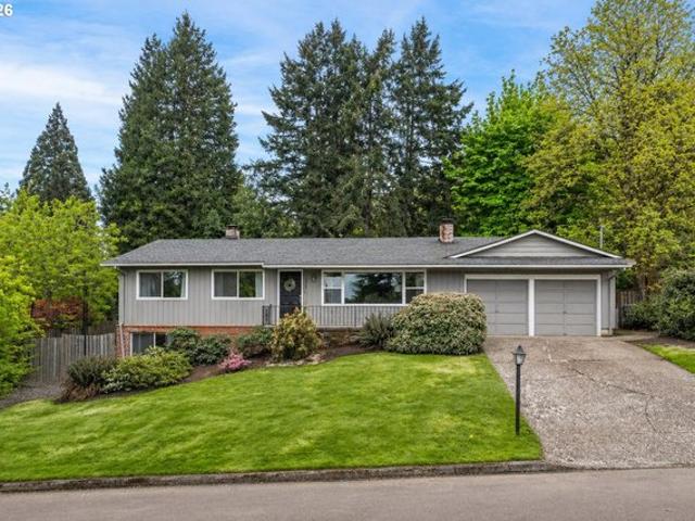 2800 Rainier Pl, West Linn, OR 97068