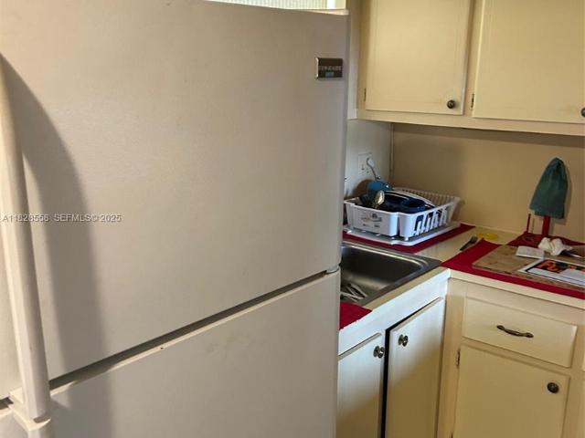 2800 Sunrise Lakes Dr W, Unit 104, Sunrise, FL 33322 | MLS #A11828
