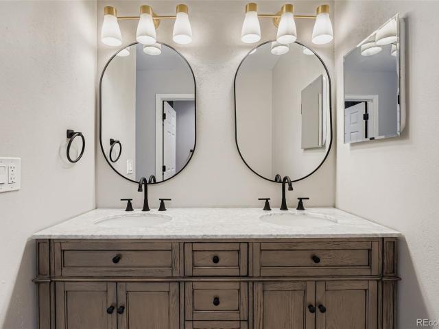 2800 S Heather Gardens Way, Unit B, Aurora, CO 80014 | MLS #7772