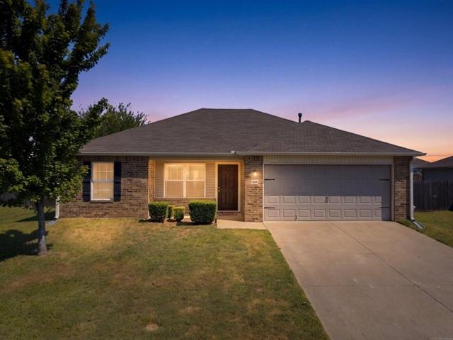 2800 W Fredericksburg St, Broken Arrow, OK 74011