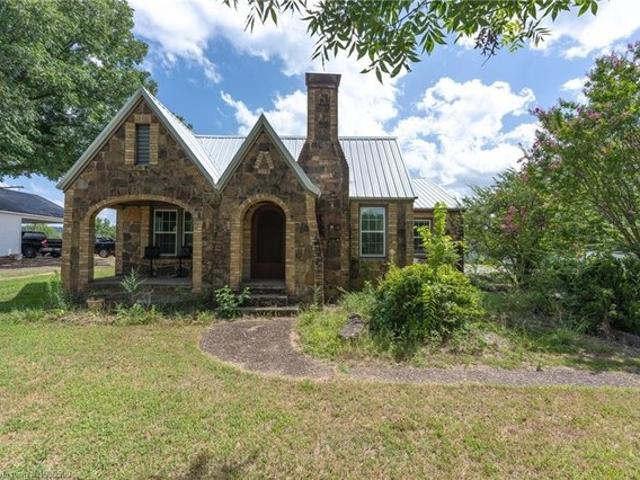 2800 Walnut St, Paris, AR 72855