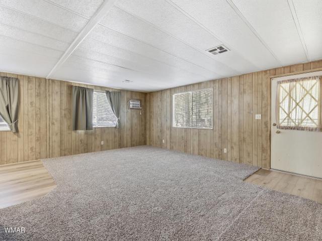 2800 White Mountain Road