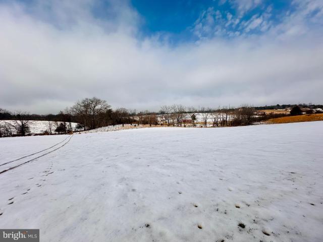 28010 Ridge Rd, Damascus, MD 20872 | MLS #MDMC2216 | Compass