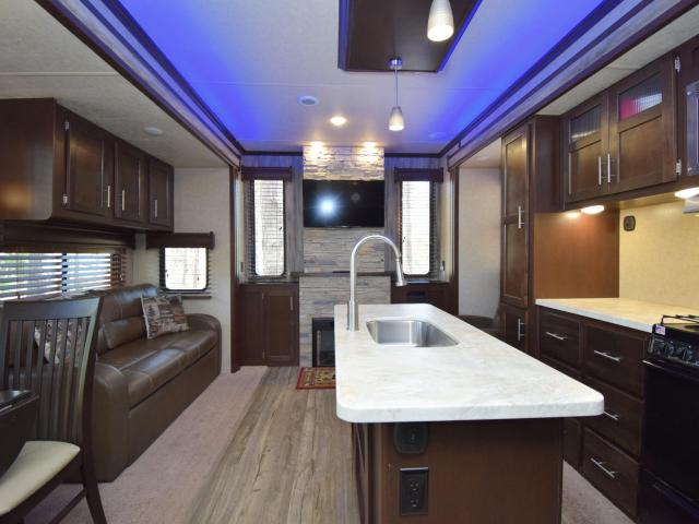 28010 Skylight Court