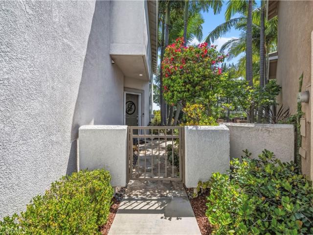 28012 Via Mirada, Laguna Niguel, CA 92677 | MLS #OC26092 | Compass