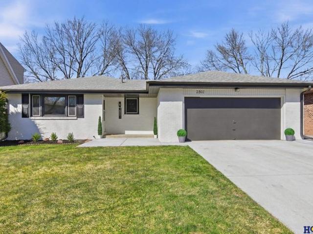2801 N 74th St, Lincoln, NE 68507