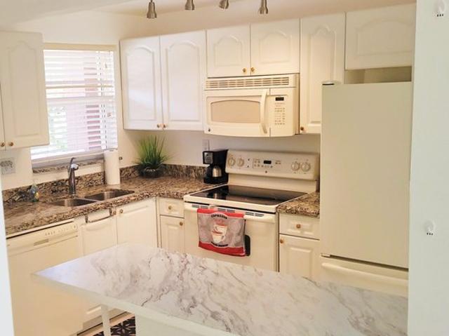 2801 N Pine Island Rd Apt 204, Sunrise, FL 33322