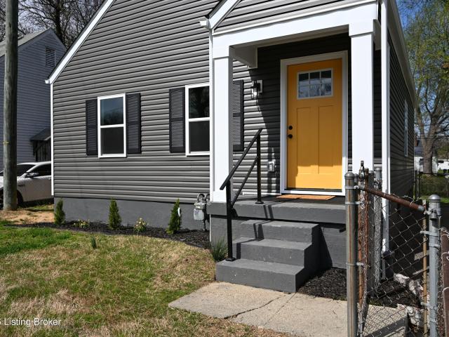 2801 Narragansett Dr