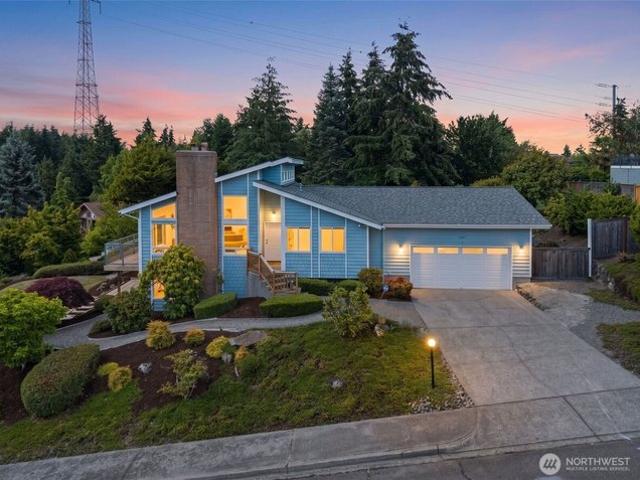 2801 Narrows Pl, Tacoma, WA 98407