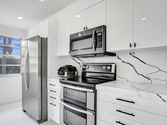 2801 NE 183rd St, Unit 101W, Aventura, FL 33160 | MLS #F10545