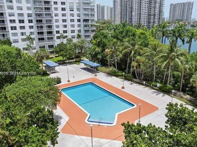 2801 NE 183rd St, Unit 515W, Aventura, FL 33160 | MLS #A11951 | Compass