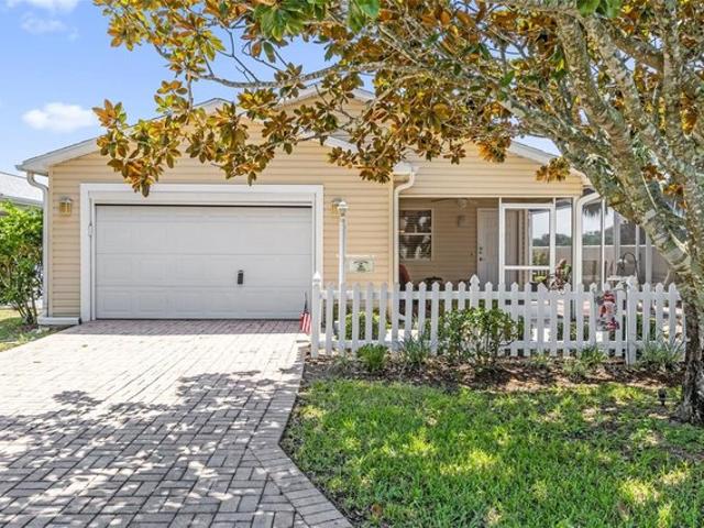 2801 Barboza Dr, The Villages, FL 32162