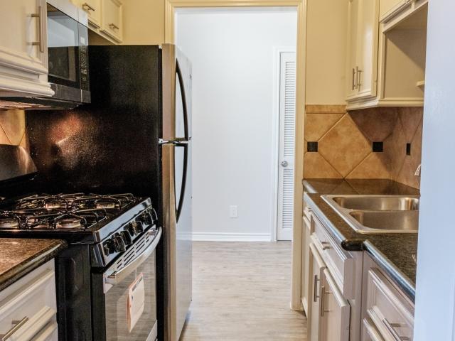 2801 Carrolton 1