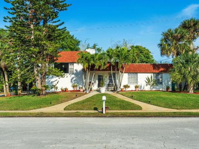 2801 Dorsey Pl, Melbourne, FL 32901