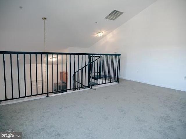 2801 Forest Run Dr Unit 1 406, District Heights, MD 20747