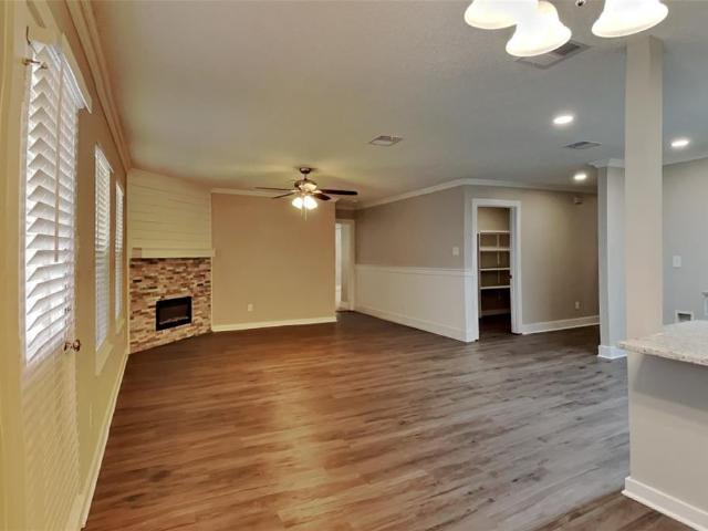 2801 Gold Hill Drive