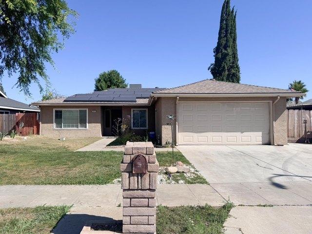 2801 Greenwood Dr, Madera, CA 93637