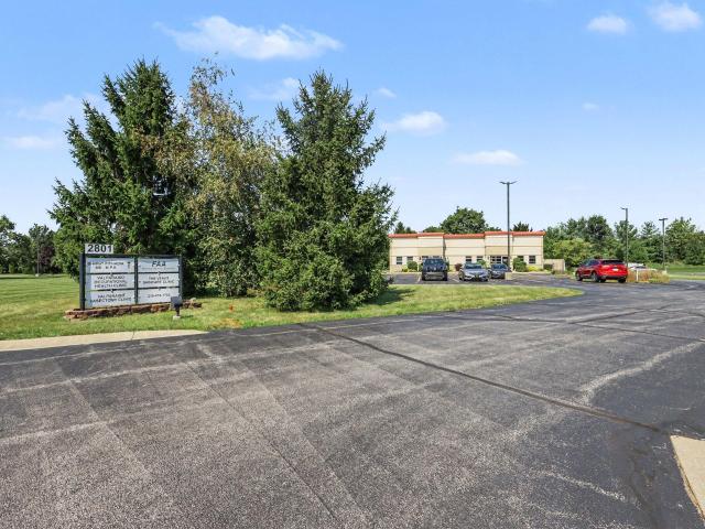 2801 Leonard Drive