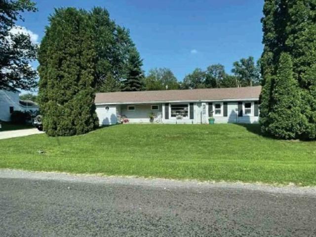 2801 Pine St, Rock Falls, IL 61071 | MLS #12598 | Compass