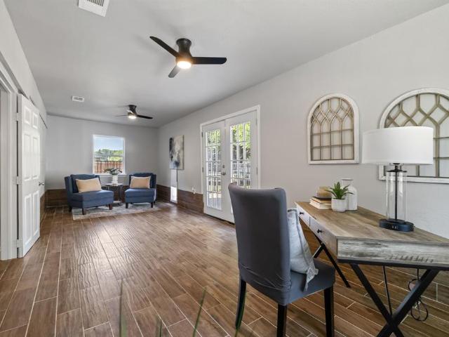 2801 Rosebud Lane