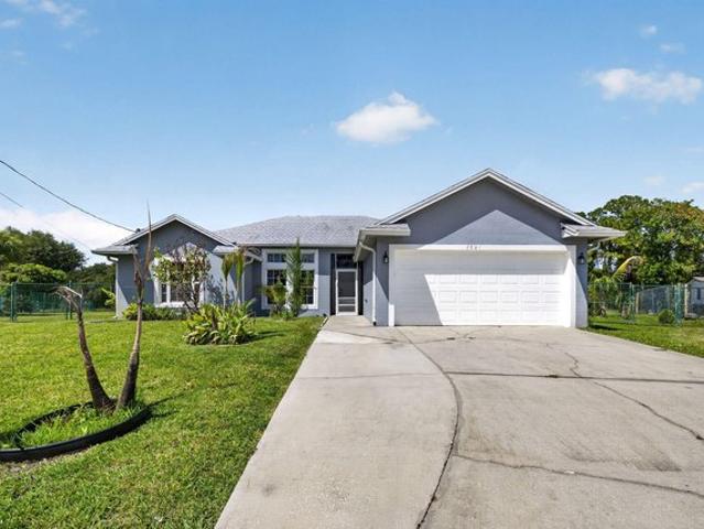 2801 SW Kasson Ct, Port Saint Lucie, FL 34953